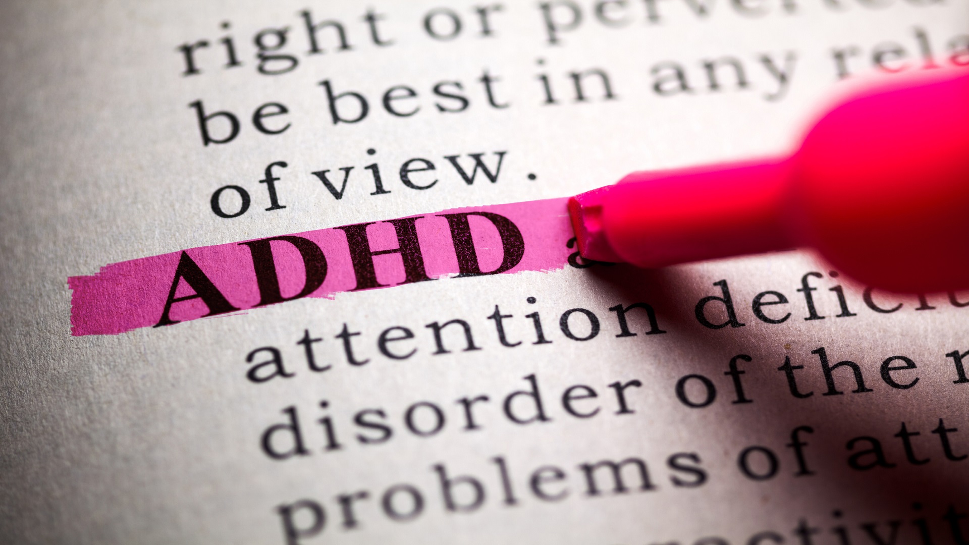 علت ایجاد بیماری ADHD چیست؟ - دریچه ای به دنیای دانستنی های سلامت